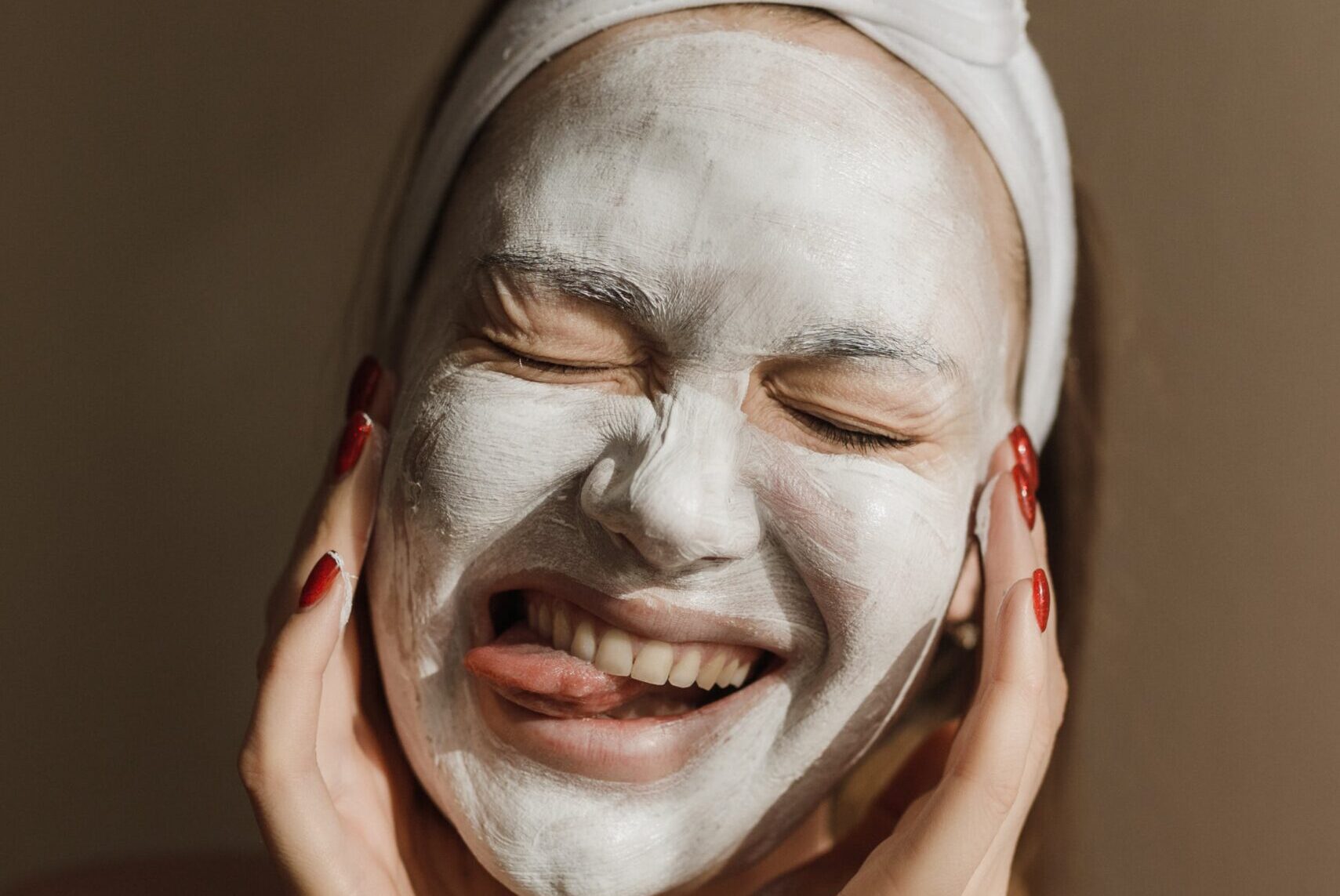 ¿Cómo es la rutina de skincare ideal? Recomendaciones de un médico ...